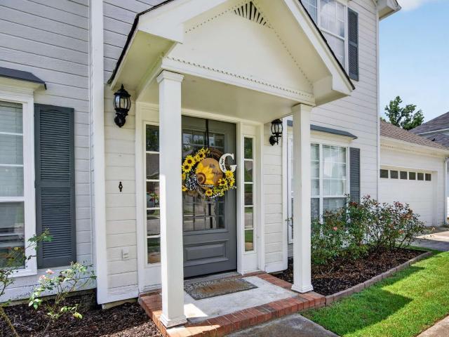 126 Crestmont Lane