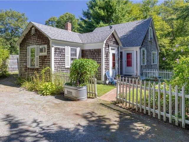 126 Cucumber Hill Rd, Foster, RI 02825