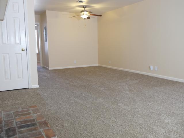 126 Academy Sq