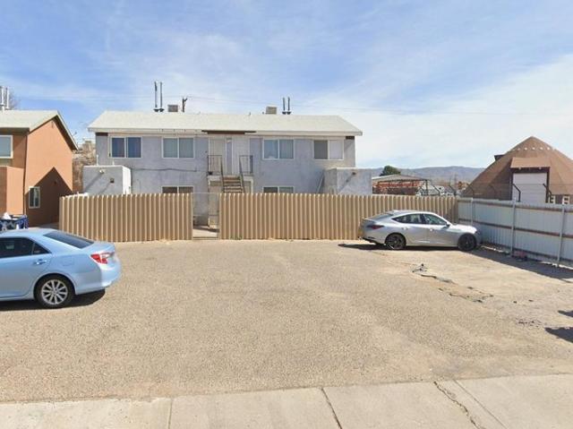 126 Altez St NE, Albuquerque, NM 87123