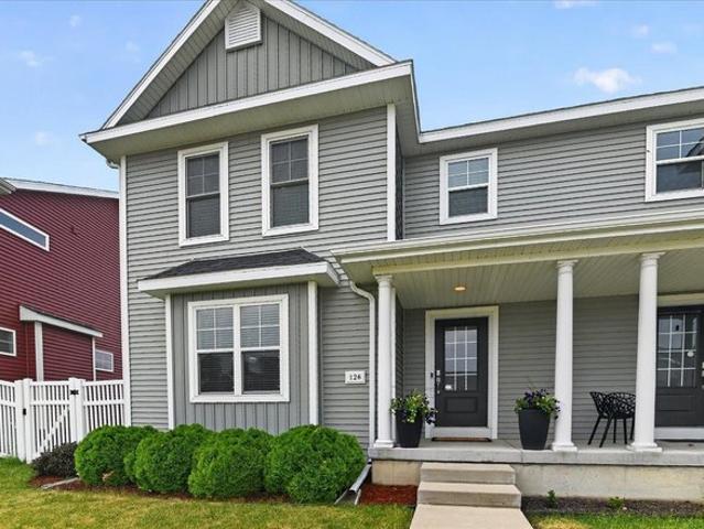 126 Alton Dr, Madison, WI 53718