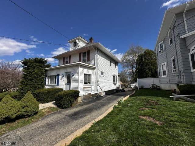 126 Bartholdi Ave