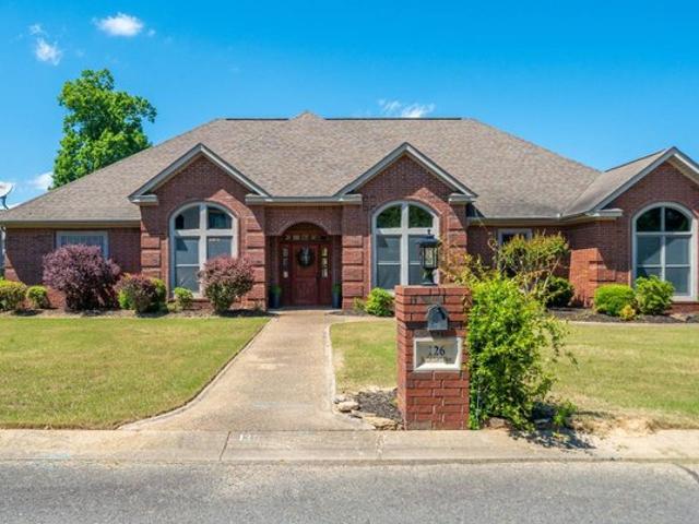 126 Beaulah Land Pl, Hot Springs National Park, AR 71901