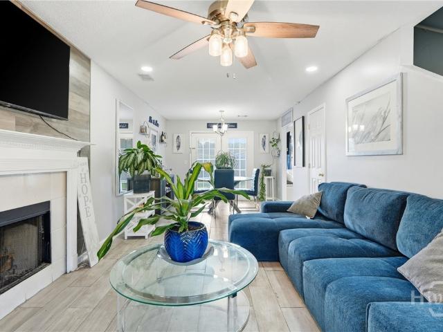 126 Bluelake Boulevard