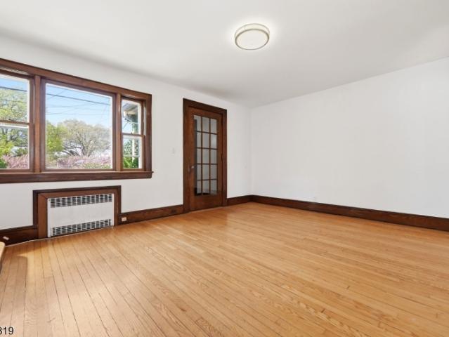 126 Garden Ave