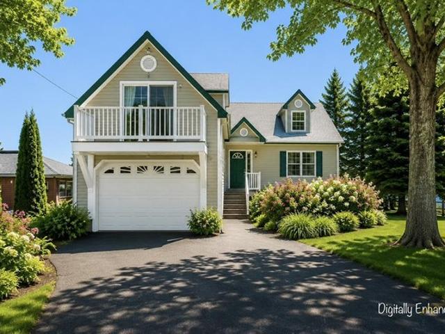 126 Georgia Shore Rd, Saint Albans Town, VT 05478