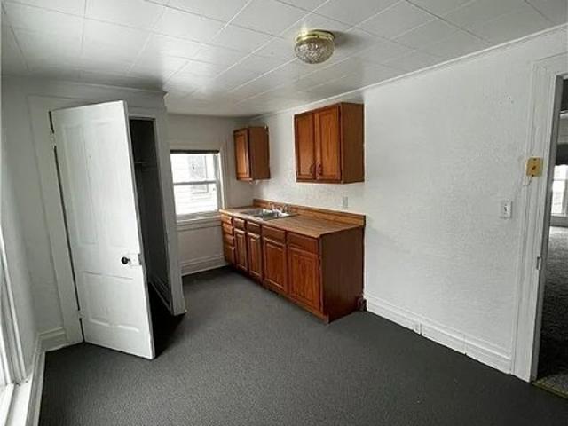 126 Grandview Ave, Mingo Junction, OH 43938