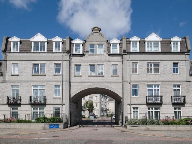 126 Great Western Road, Aberdeen AB10, 2 bed flat to rent, £895 pcm | PrimeLocation