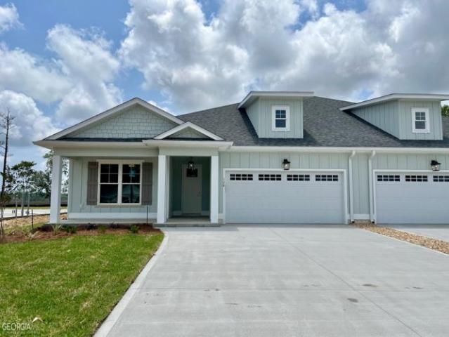 126 Green Turtle Ct, Kingsland, GA 31548