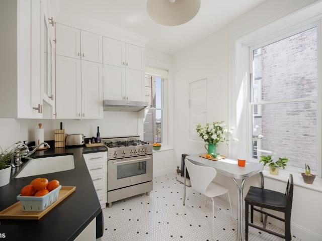 126 GREENE Avenue 4W