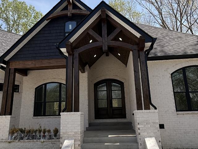 126 Dogwood Ct