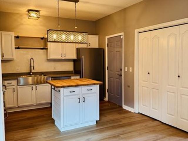 126 Dolphin Rd Unit 1, Mary Esther, FL 32569