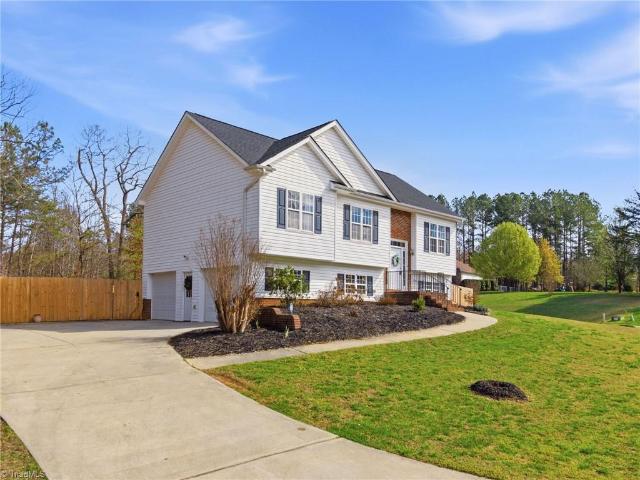 126 Donnell Ct, Lexington, NC 27295 | MLS #1212 | Compass