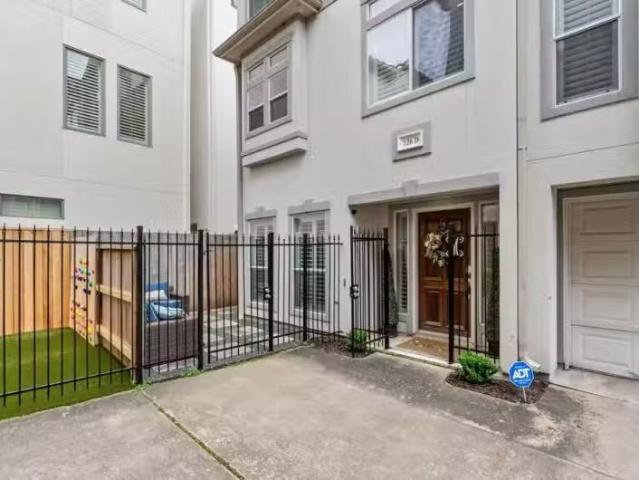 126 Detering St #D, Houston, TX 77007 MLS 19513929