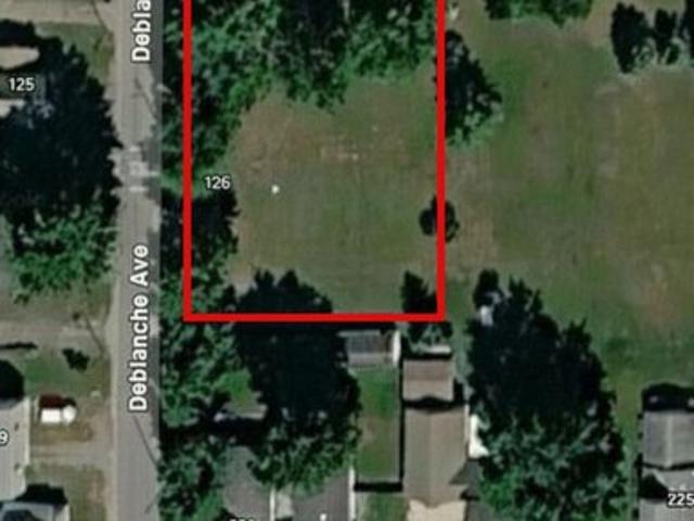 126 Deblanche Ave, Columbus Grove, OH 45830