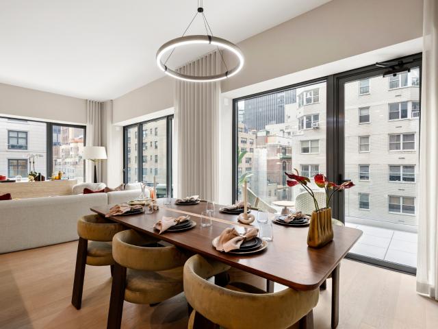 126 E 57th Street 1704