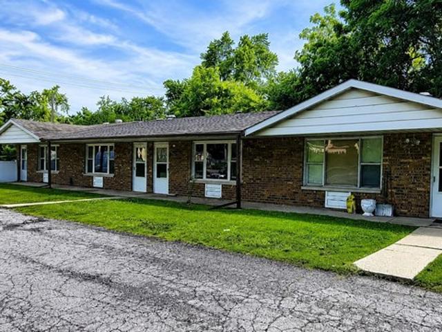 126 E 73rd Ave, Merrillville, IN 46410