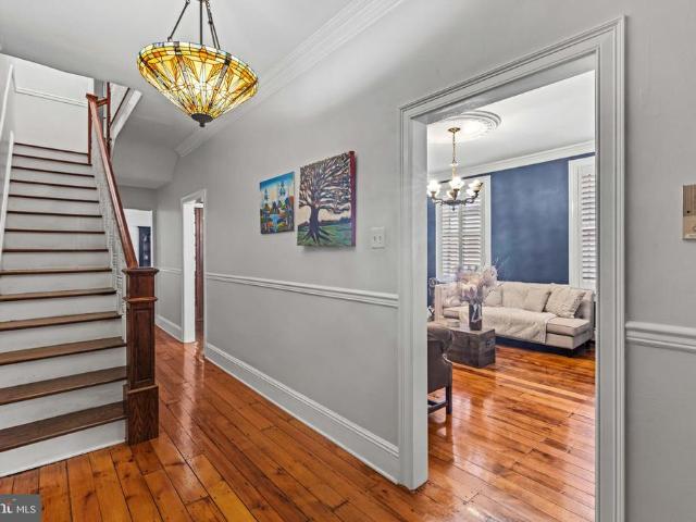 126 E Union Street