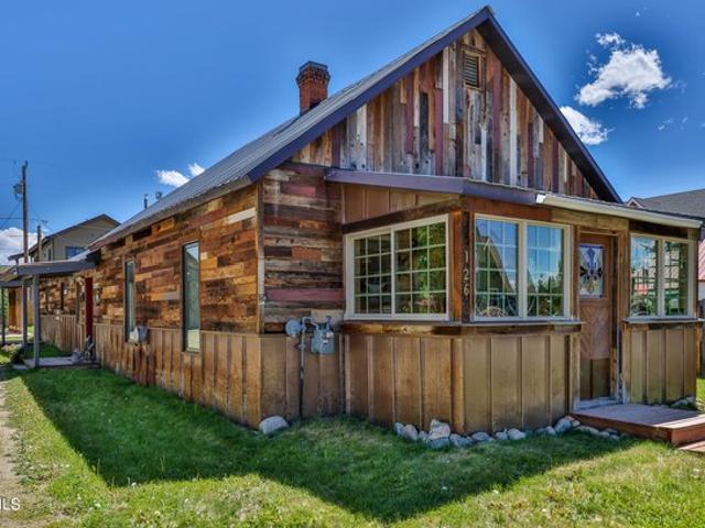 126 E Eisenhower Dr, Fraser, CO 80442