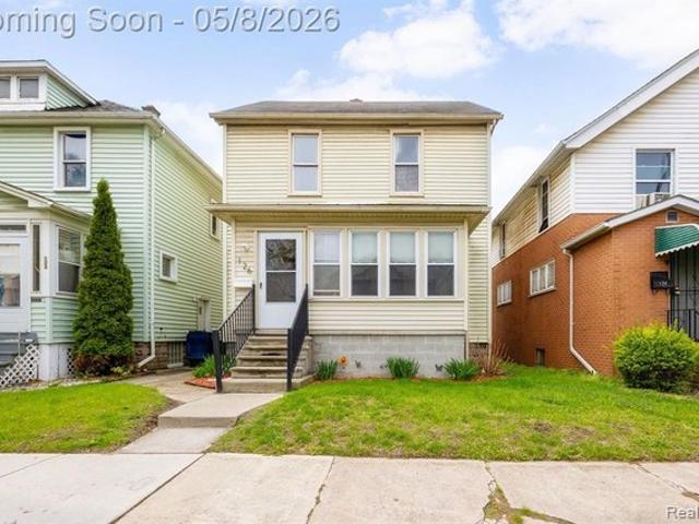 126 E Henry St, River Rouge, MI 48218