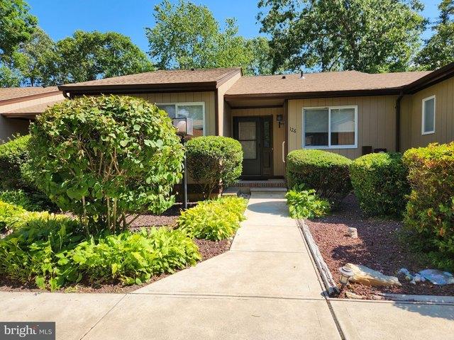 126 E Holly Ln, Little Egg Harbor Township, NJ 08087