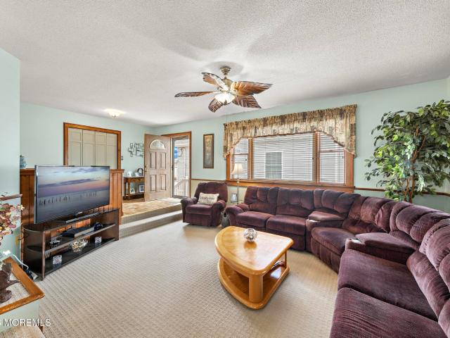 126 E Hudson Drive