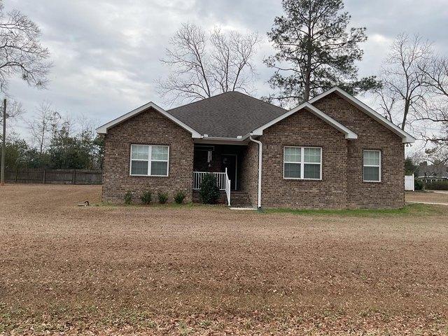 126 Edgewood Ave, Luverne, AL 36049