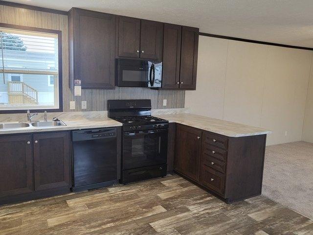 126 Elm Unit 126, Highland, MI 48357