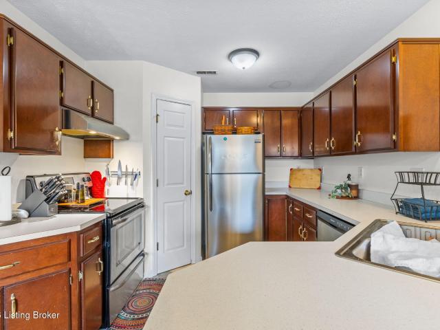 126 Frank Ln