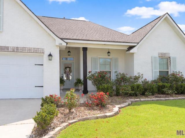 126 Kingswood Ave, Thibodaux, LA 70301 | MLS #BY2026004 | Compass