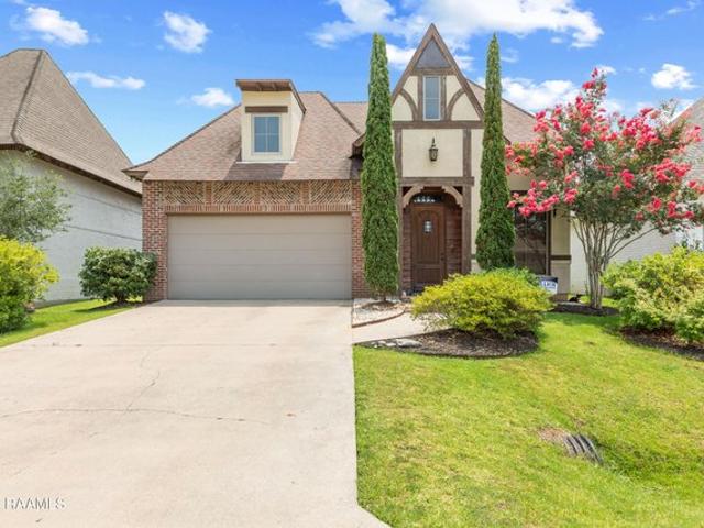 126 Heathwood Dr, Broussard, LA 70518
