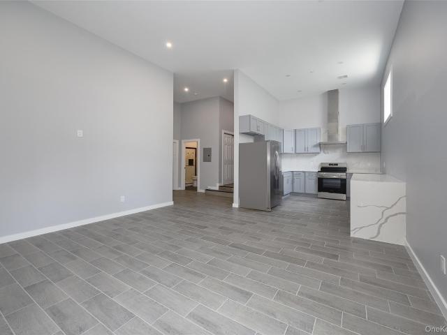126 Innis Avenue 2 1