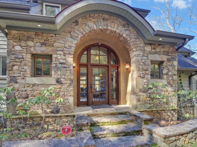 126 Jenkins Circle