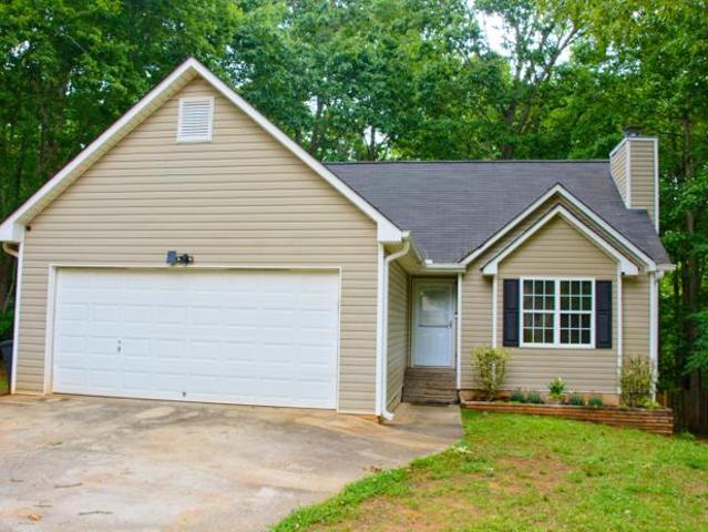 126 Onyx Ct, Carrollton, GA 30116