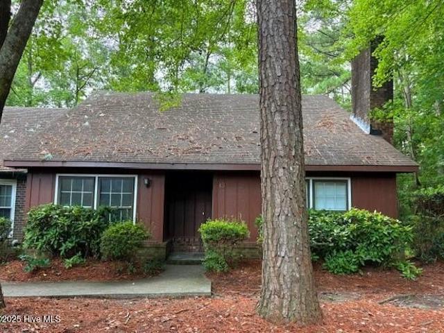 126 Oakmont Dr Apt 13, Greenville, NC 27858