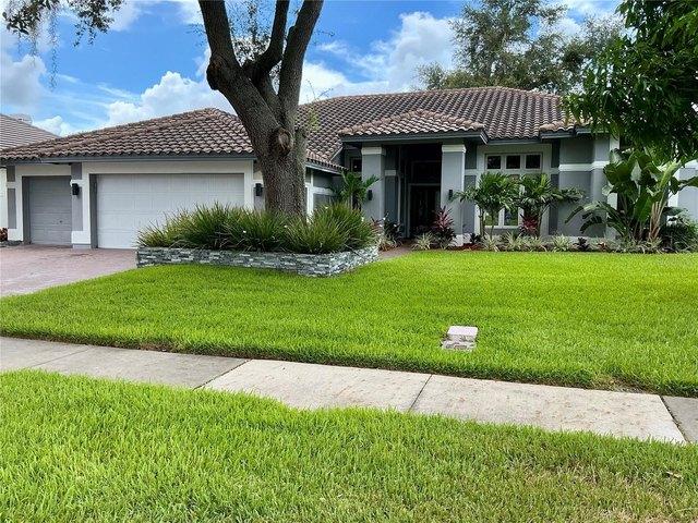 126 Old Oak Cir, Palm Harbor, FL 34683