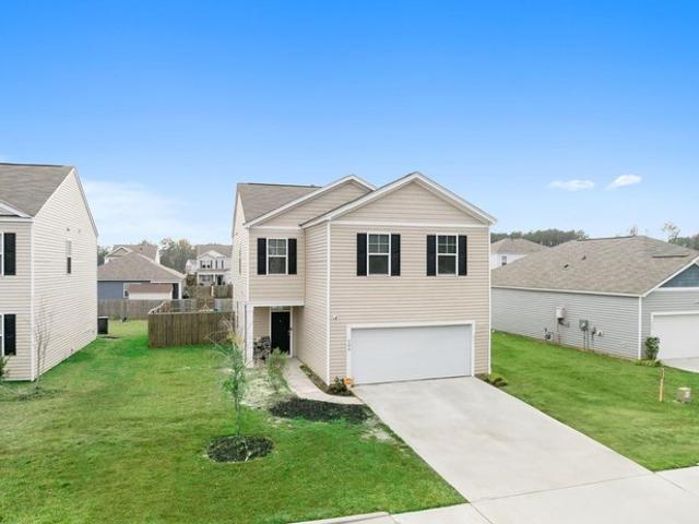 126 Lagoona Dr, Summerville, SC 29483