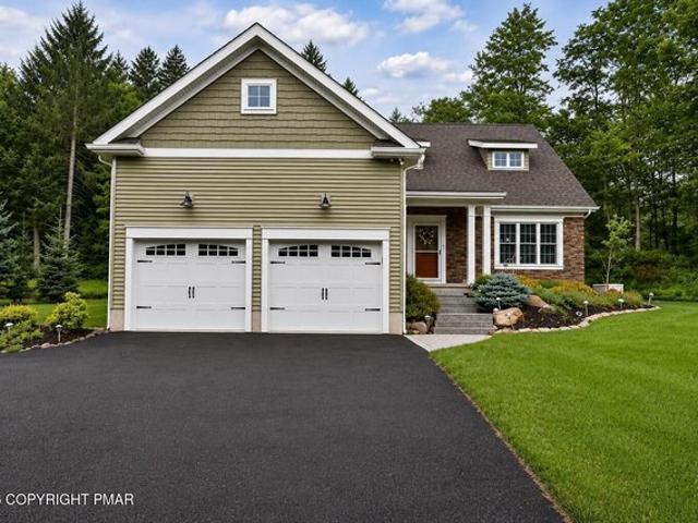126 Lexington Ln, Blakeslee, PA 18610