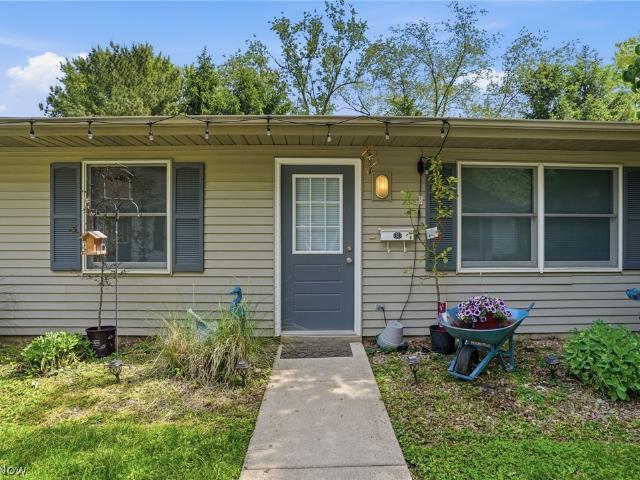 126 Mckinley Street A/B