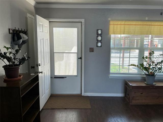 126 Meadow Lane