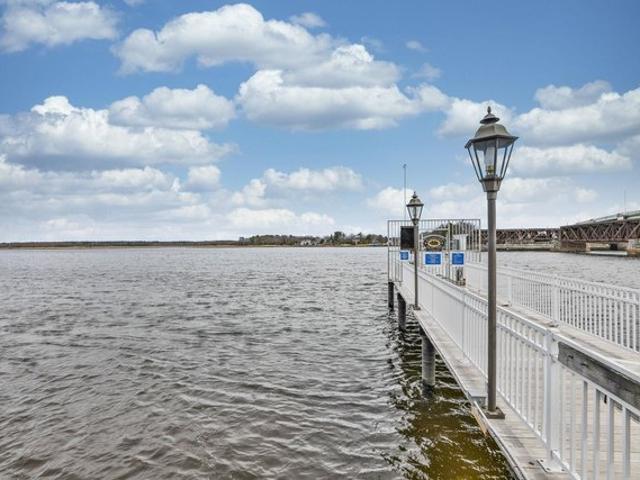 126 Merrimac St Unit 18, Newburyport, MA 01950
