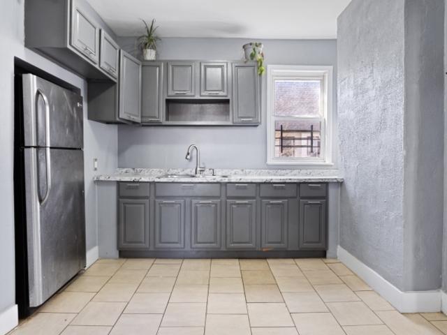 126 N 14Th St