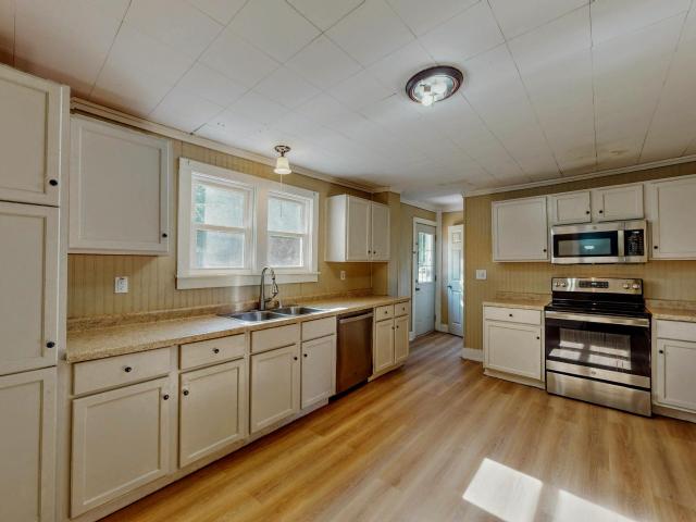 126 N Wilson Ave