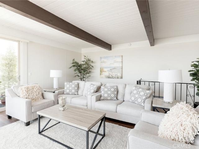 126 Neptune Ave, Hermosa Beach, CA 90254 | MLS #SB26128