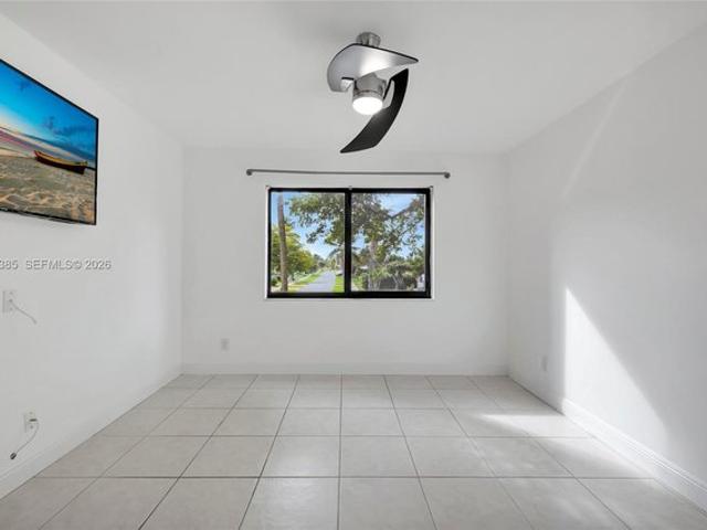 126 S Cypress Rd Apt 729, Pompano Beach, FL 33060