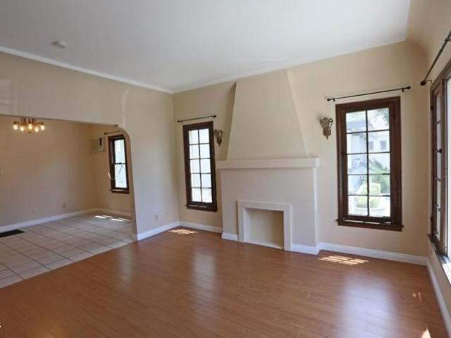 126 S Olive Ave #D Alhambra, CA 91801