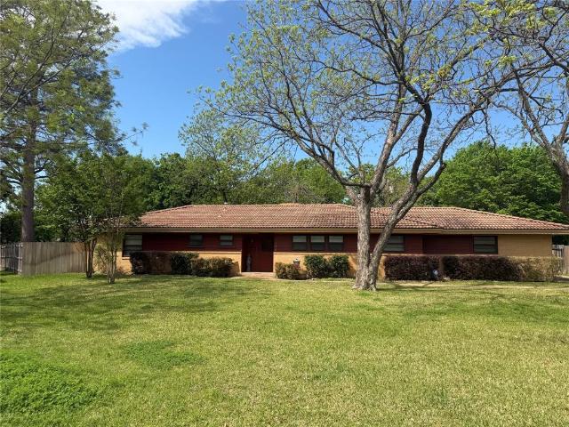 126 Sanders Place