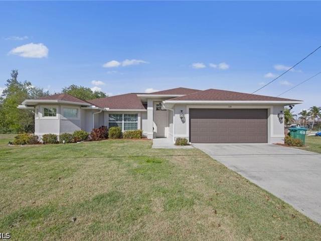 126 SE 15th Pl, Cape Coral, FL 33990