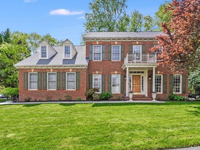 126 Seahawk Ln, Edgewater, MD 21037