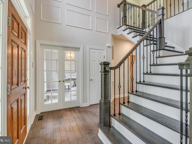126 Seahawk Ln, Edgewater, MD 21037 | MLS #MDAA2142 | Compass
